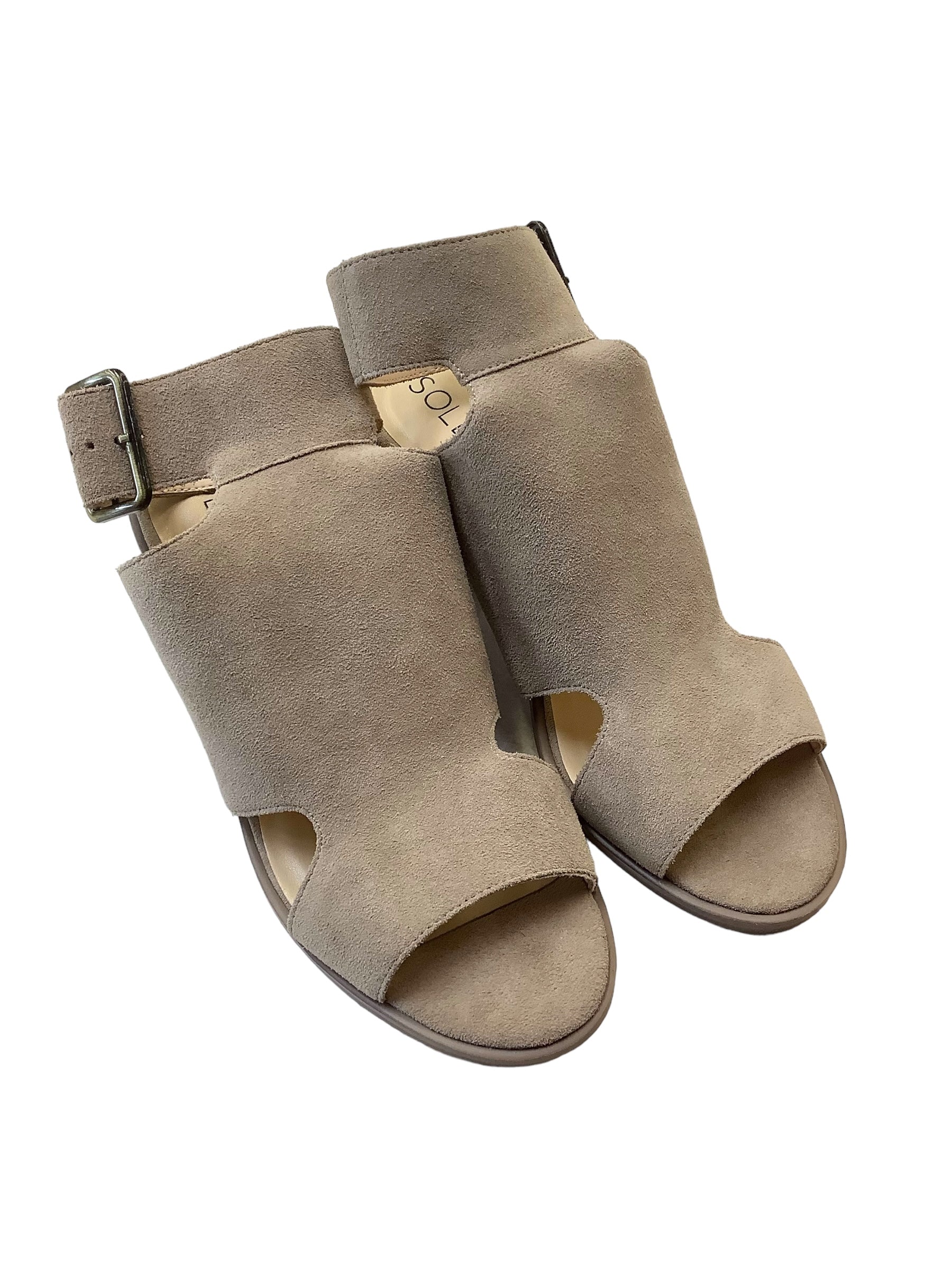 Shoes – Clothes Mentor Springfield IL #232